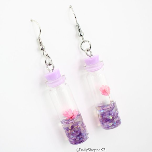 Jewelry | Womens Resin Vial Filled With Real Flowers Glitter Dangle ...